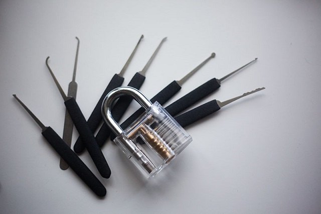 How to Choose the Best Lock Picks - barhomevip.com